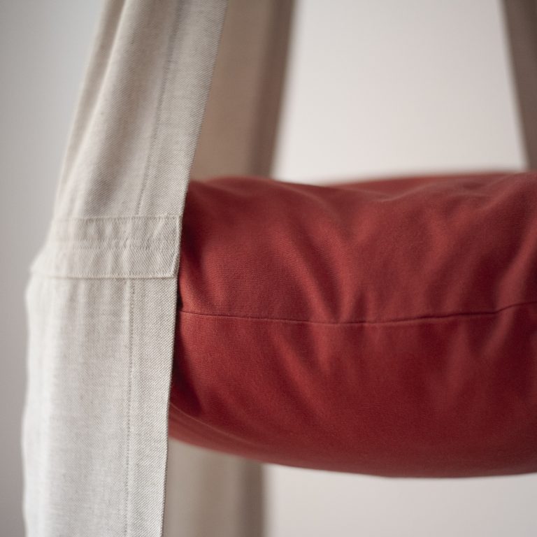 The Double Cat Swing - Cattacraft - Cozy Fun for Two Cats!